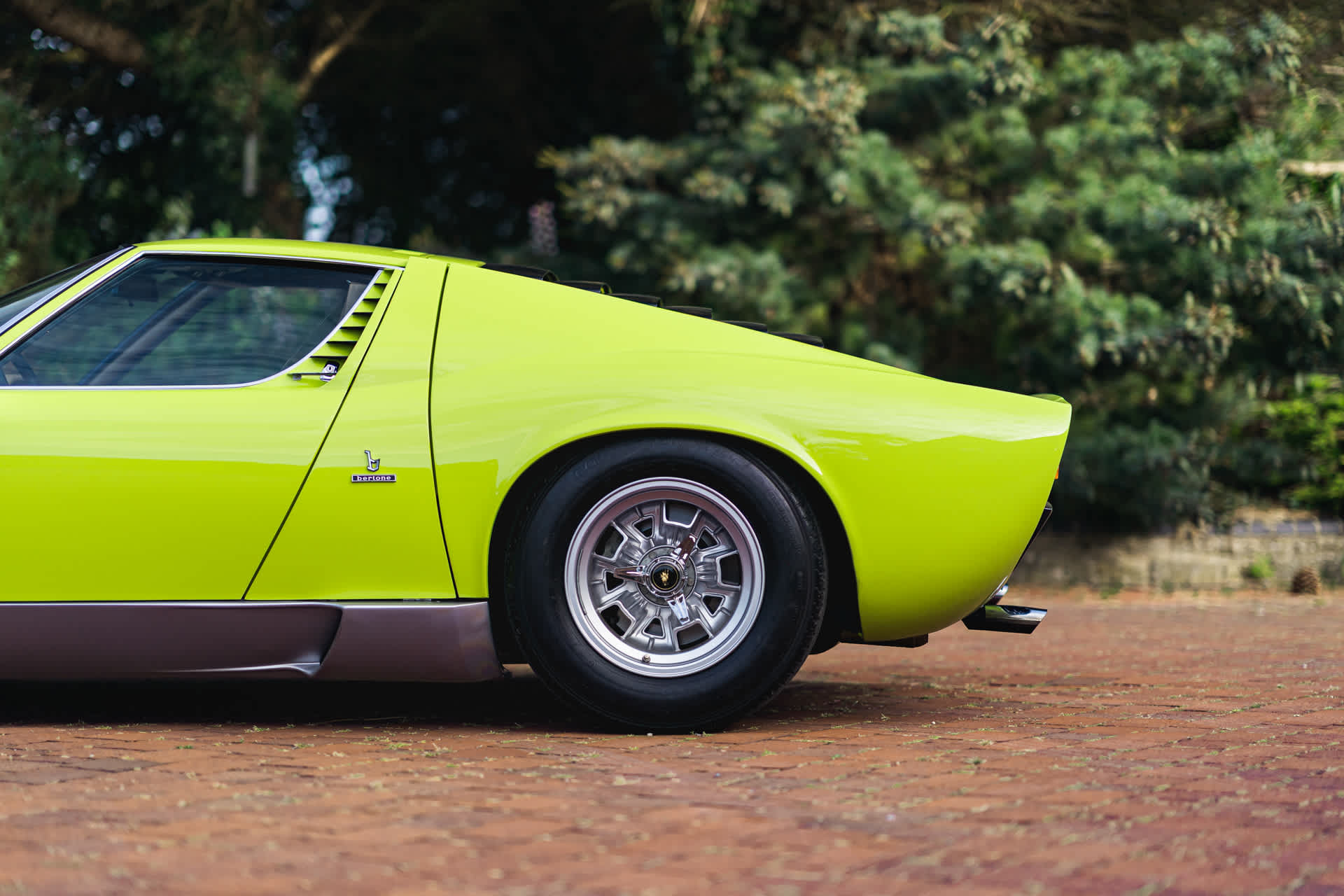 lamborghini miura driving experience